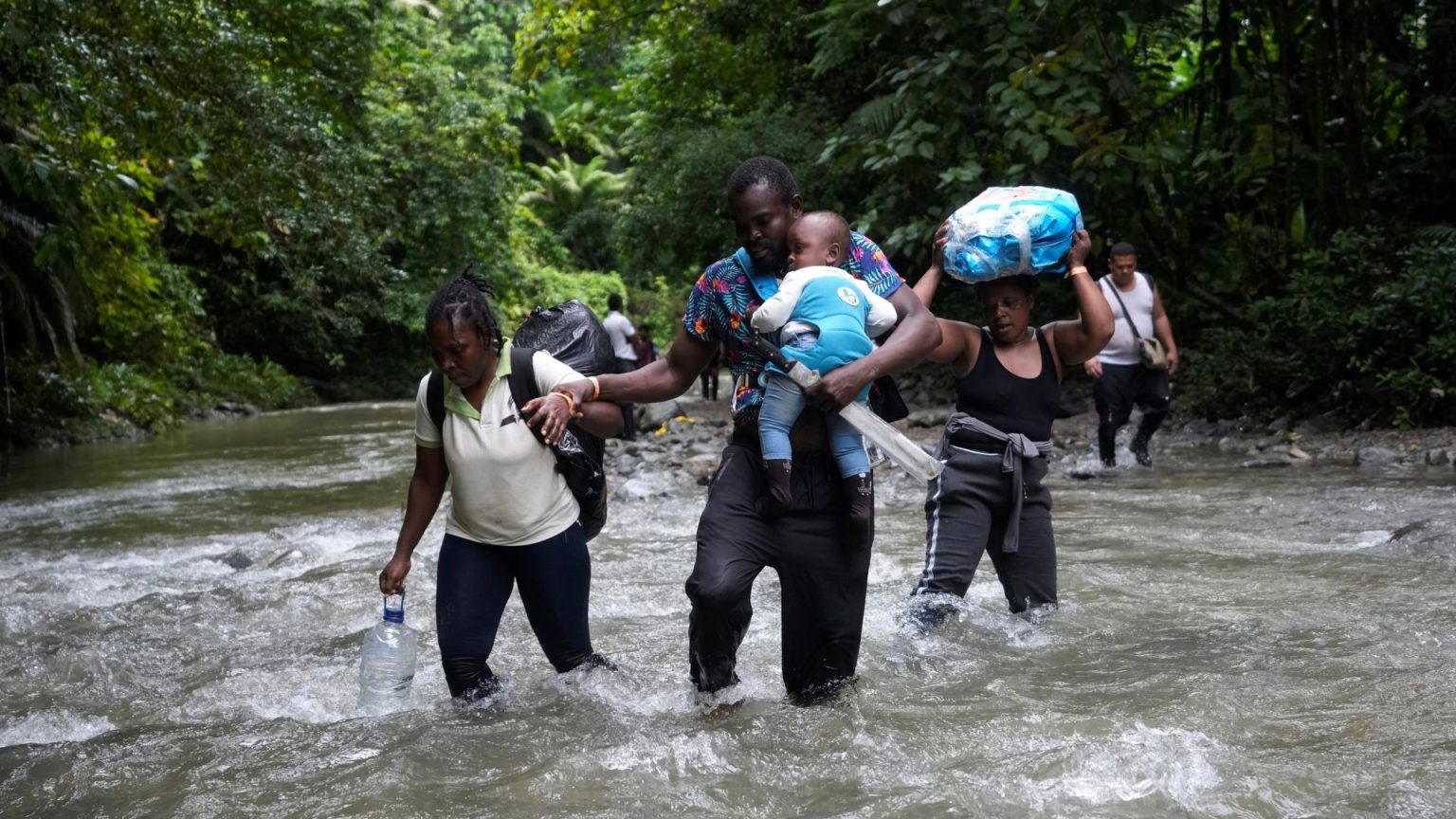 Regularización migratoria: clave en la protección de los derechos ...